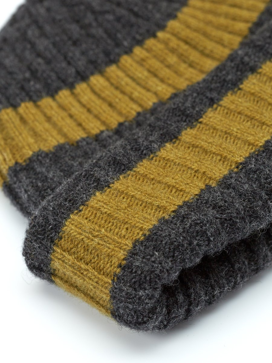 Dock Hat Kidford Charcoal/Light Moss Green – Oliver Spencer